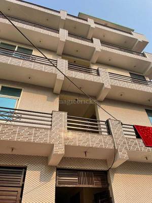 PG under 3,000 in Sector 122 Block C, Noida: + Paying Guest in Sector ...
