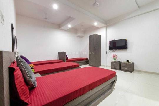 PG under 6,000 in Dindoshi - Malad East, Mumbai: + Paying Guest in ...