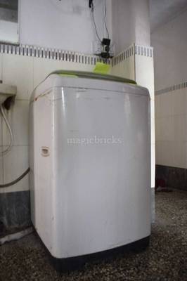 Titanium Services PG/Hostels in Shivajinagar,Pune