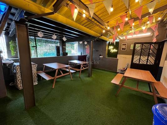 Bayside by Hive PG/Hostels in Juhu,Mumbai