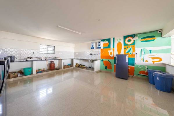 HelloWorld Castle Del-Monte PG in Sector 6 HSR Layout Near