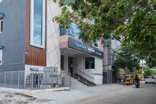 3 Zolo PG in Pune Bengaluru Highway | Zolo Paying Guest in Bangalore