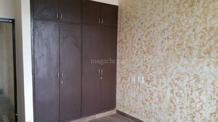 Amravati Enclave in Chandigarh Panchkula Road, Panchkula: Price ...