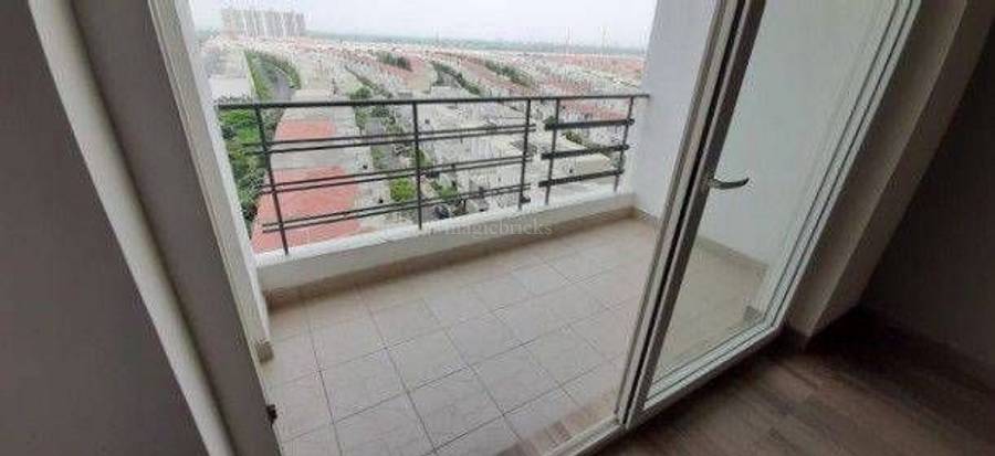 Paramount Golf Forest Studio Apartments Phase II Pine Tower in Zeta ...