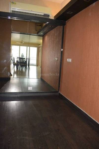 DLF The Icon in Sector 43 , Gurgaon: Price, Brochure, Floor Plan, Reviews