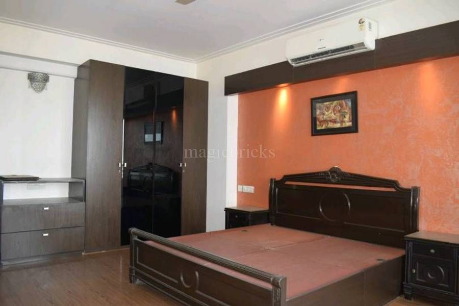 DLF The Icon in Sector 43 , Gurgaon: Price, Brochure, Floor Plan, Reviews