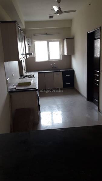 Omaxe Twin Tower in Sector 50, Noida: Price, Brochure, Floor Plan, Reviews