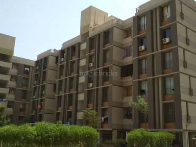 4 BHK Flats for Rent in Safal Vihaan, Ahmedabad