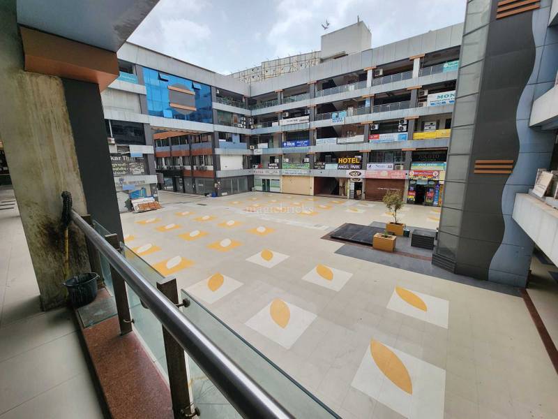 Devnandan Mega Mall in Ellisbridge, Ahmedabad: Price, Brochure, Floor ...