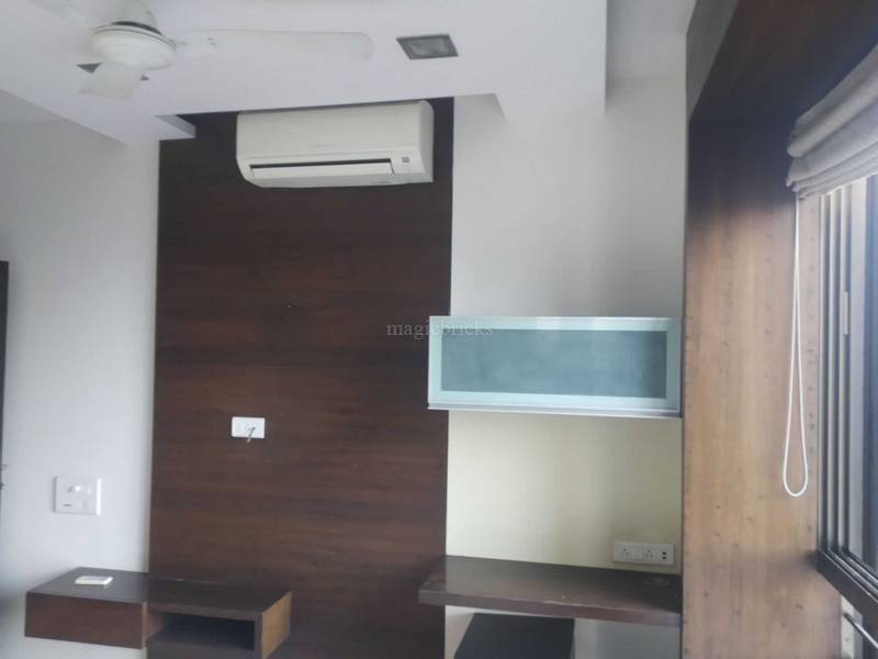 Oberoi Woods in Goregaon East, Mumbai: Price, Brochure, Floor Plan, Reviews