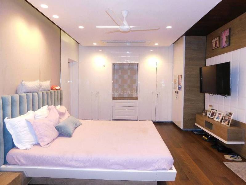 Maker Tower in Cuffe Parade, Mumbai: Price, Brochure, Floor Plan, Reviews