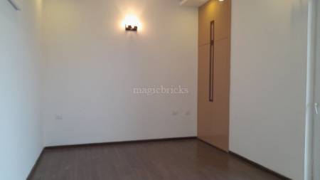 Rent 3 BHK Flat/Apartment in Supertech Supernova Sector 94, Noida ...