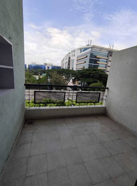 Magarpatta City Iris in Hadapsar, Pune: Price, Brochure, Floor Plan ...