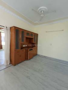 Rent 2 BHK Villa in Sector 71, Mohali - 2200 Sq-ft