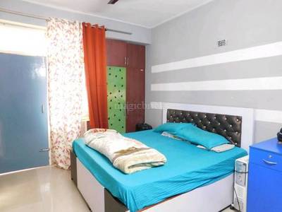 Flats in Crossings Republik, Ghaziabad - 490+ Apartments by BHK / Budget