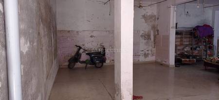 Rent Commercial Shop in Bara Bazaar,Bareilly - 3000 Sq-ft