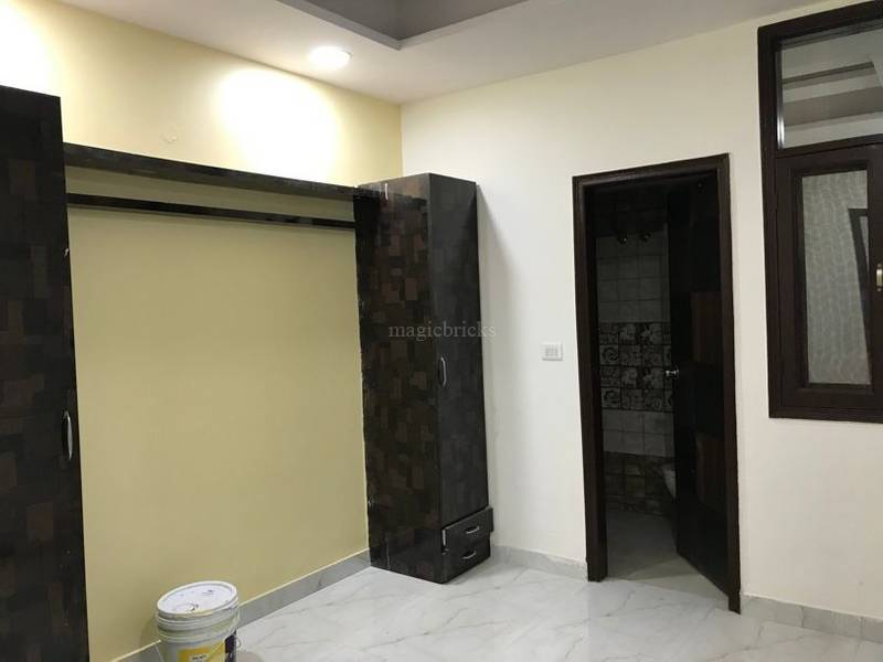 East Platinum in Chhalera, Noida: Price, Brochure, Floor Plan, Reviews