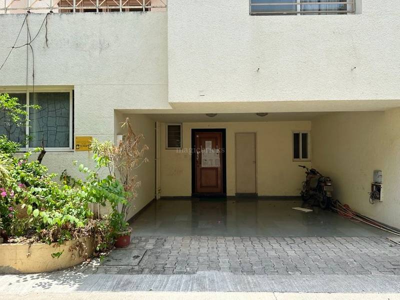 Clover Highlands in NIBM Road, Pune: Price, Brochure, Floor Plan, Reviews