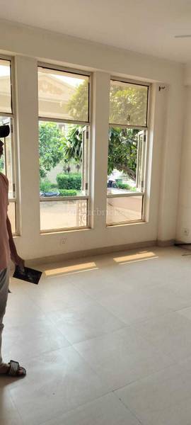 Supertech Up Country in Yamuna Expressway, Greater Noida: Price ...