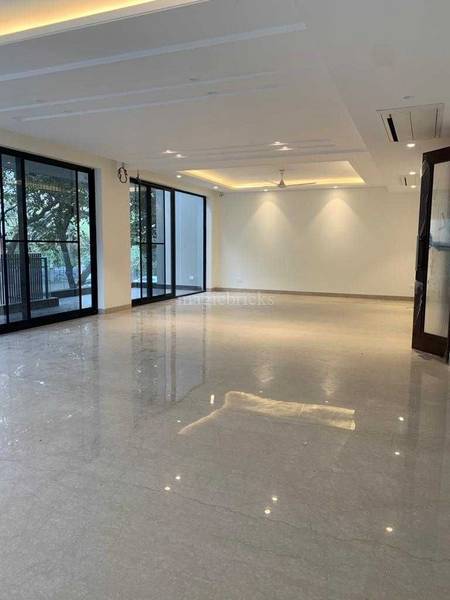 Buy 6 BHK Residential House in Block J Saket, New Delhi - 4000 Sq-ft nk