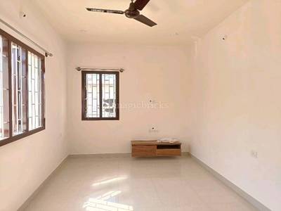 Owner 950 Sq-ft 1 BHK East Facing Property Residential House for Rent ...