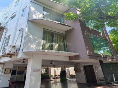Rent Commercial Office Space in Officers Colony Padi,Chennai - 2400 Sq ...