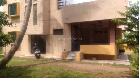 Owner 1000 Sq-ft 3 BHK Residential House for Rent in mota bazar