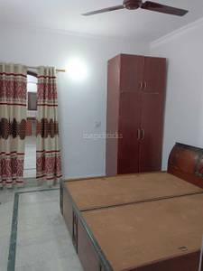 Rent 2 BHK Builder Floor for Rent in Project Amar Colony Amar Colony ...